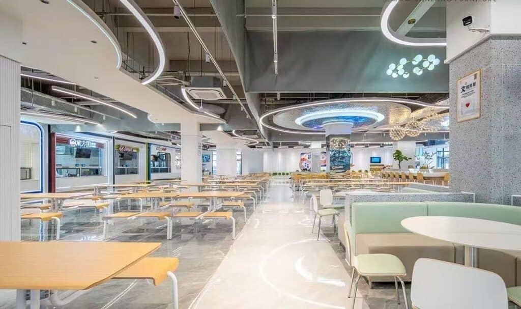 Designing the Ultimate School Cafeteria | Restaurant Furniture